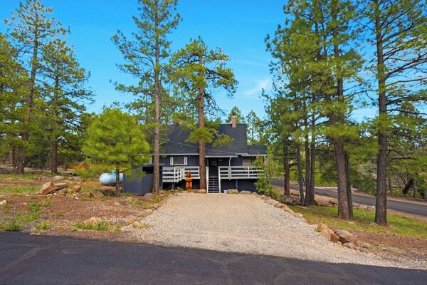 Munds Bella Vita Luxury Cabin Nestled In Pines Near Flagstaff, Az - Mormon Lake, AZ