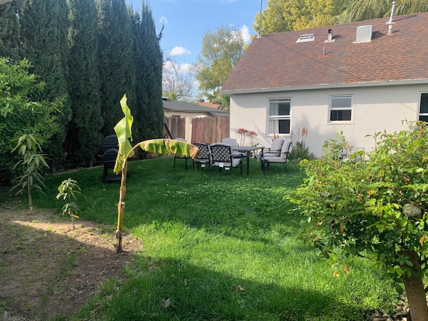 2-bedroom House In Charming Fresno With Wifi, Ac, Fitness Room - Water slides, Fresno