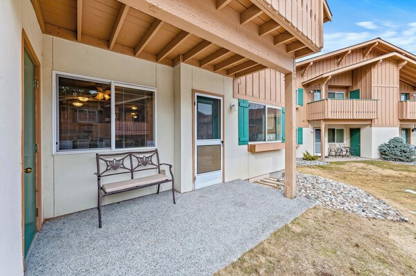 Cozy Walkable Condo - Cashmere, WA