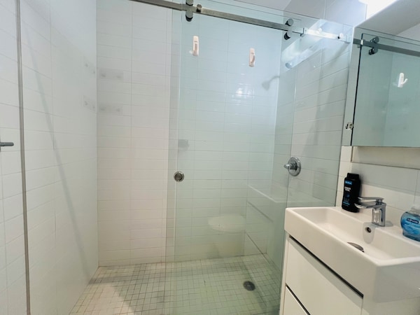 Modern 2br Upper West Side Apartment Near Central Park & Museums - Bronx, NY