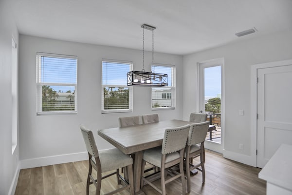 Brand New Luxury Duplex W/ Private Pool, Roof Top Decking, W/ds, & Gulf Views - Bradenton Beach, FL