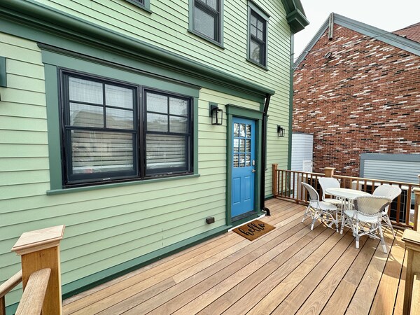 Recently Renovated Entire House In Downtown Newport Sleeps 16 / Off Street Parking - Rhode Island