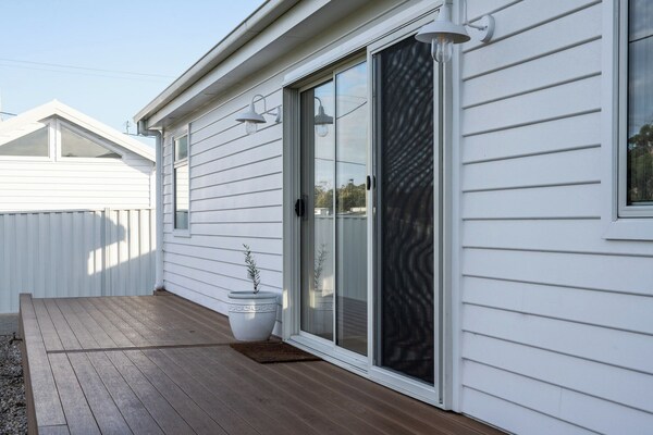 Port Sorell Escape  Walk To Sand & Shops - Port Sorell