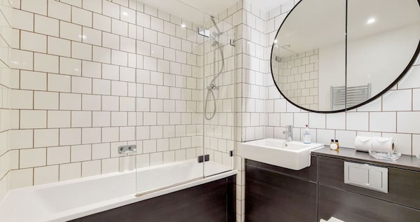 Deluxe One Bed Apartment By London Excel - Woolwich