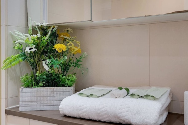 One Bedroom Apartment By London Excel - Woolwich