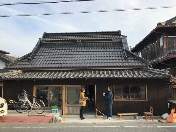 3 Minutes To Sasayama Castle Ruins! Relax With A Cup Of Tea In A 100-year-old Japanese House With A Courtyard! - 단바사사야마시