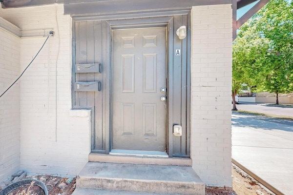 Casa De Oro, Near Nob Hill, Unm Hospital, And Downtown - Albuquerque, NM