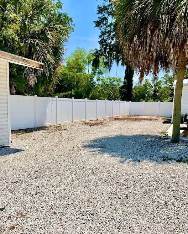 4 Bedroom House In Dixie County - Steinhatchee, FL