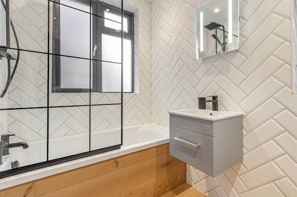 Zest Homes | 36 Barton Road - Hereford