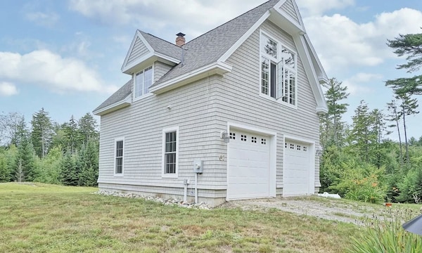 Sun-lit, 2 Bedroom Guest Cottage On 27 Acres In Freeport - Freeport, ME