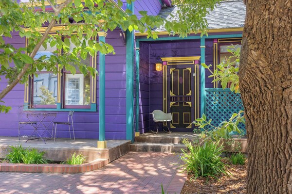 Charming Dog-friendly 5 Bd Victorian House By Beach & Boardwalk - Santa Cruz, CA