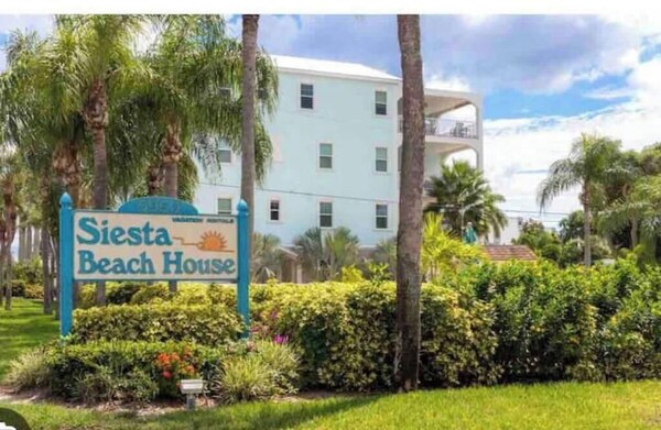 Charming, Newly Renovated Townhouse On Beautiful Siesta Key Beach. - シエスタ・キー, FL
