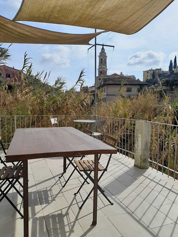 Cottage With Large Roof Terrace Directly On The River, Within Walking Distance Of The Village Center. - Riva ligure