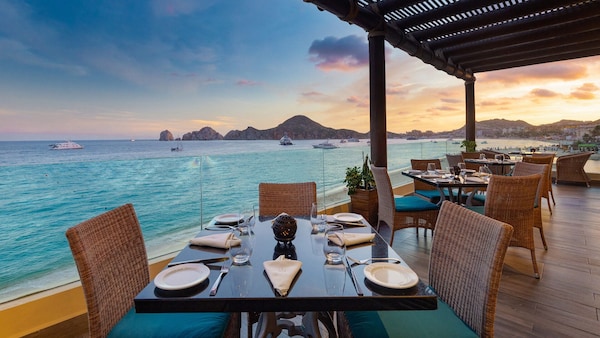 5 Star 1 Br Suite - Villa Del Arco Beach Resort & Spa - Cabo San Lucas