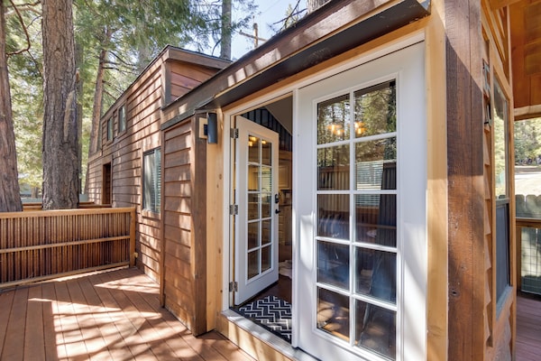 Near Lake Almanor & Golf: Cozy Cabin! - Lassen Volcanic National Park