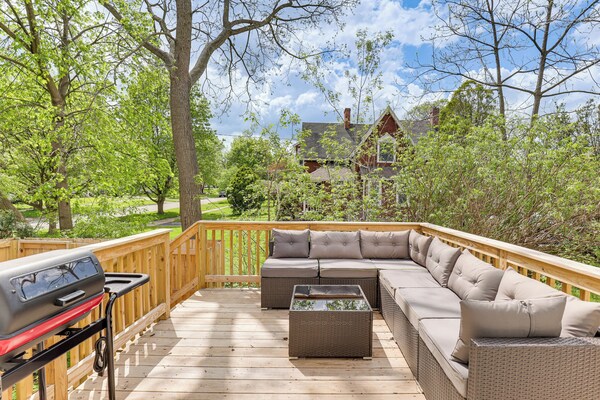 Walk To Downtown & Seneca Lake: Updated Retreat! - Geneva, NY