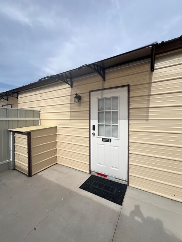Charming Guesthouse B 1-bedroom In North Lakeland With Full Kitchen, Wifi, Ac - Lakeland