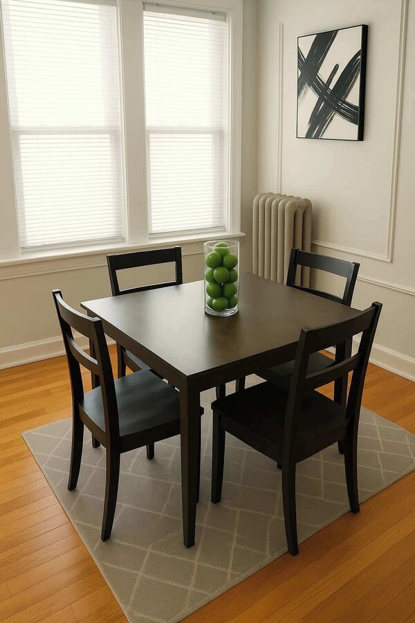 2br Charm | Chill, Stay, Repeat - Evanston, IL