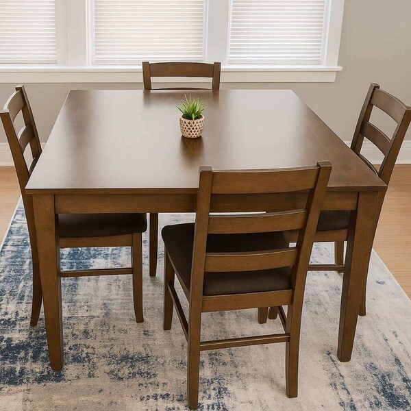Radiant 2br Apt Near Shops - Chicago, IL