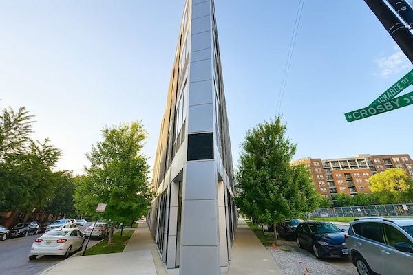 Sleek 1br Apt W/ Laundry - Chicago Loop - Chicago