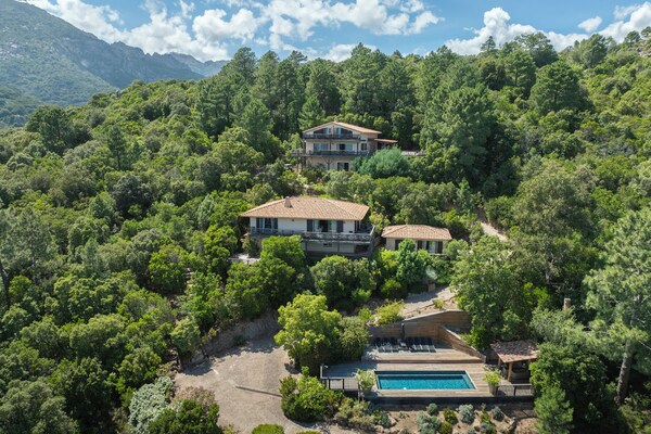 Villas In The Heart Of Nature With 180° Views - Figari