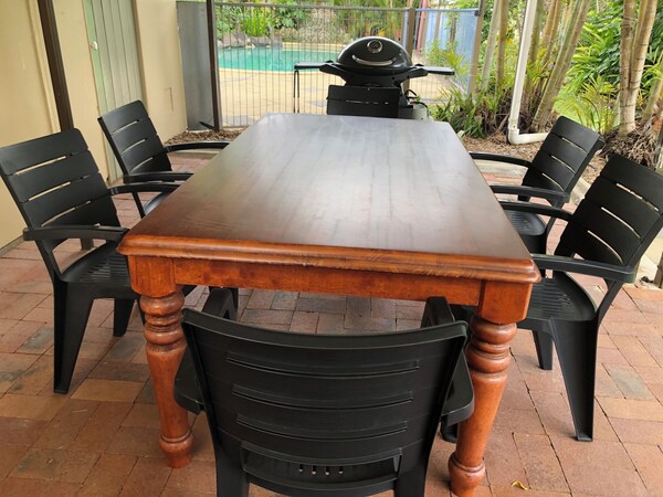 Centrally Located, Pet Friendly With A Pool. - Bundaberg Central