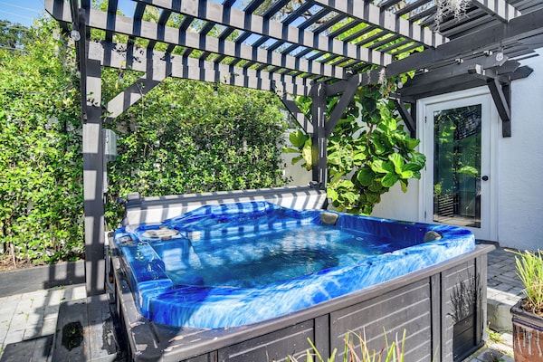 Hot Tub & Fenced Yard: Tranquil Home In Valrico! - Plant City, FL