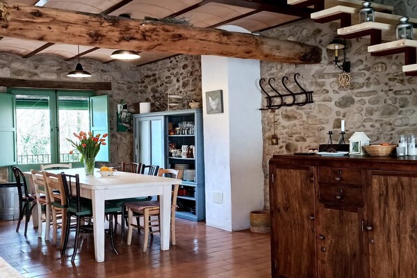 Desconecta Y Relájate: Un Hogar Tranquilo Para 9 - Banyoles