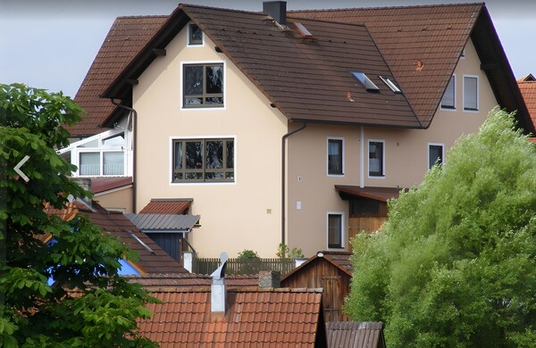 Ferienwohnung 'M Keller' Mit Gemeinschaftsterrasse, Gemeinschaftsgarten Und Wi-fi - Hollfeld