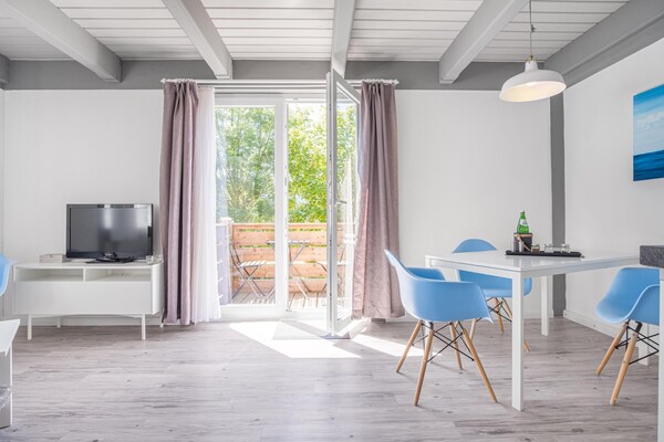 Ferienwohnung 'Austernfischer' Mit Balkon Für Entspannte Auszeiten - Hooge