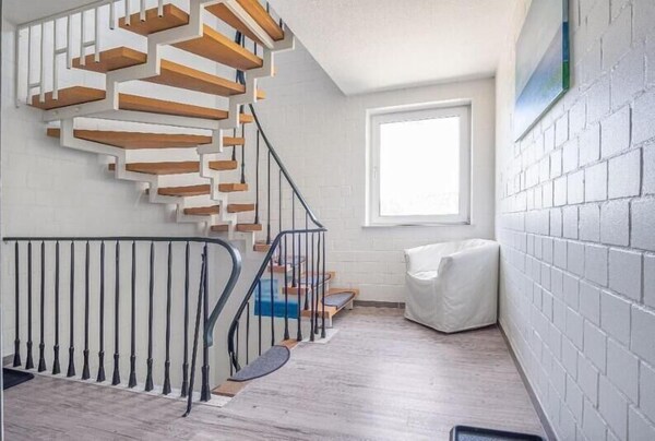 Ferienwohnung 'Säbelschnäbler' Mit Balkon Für Entspannte Auszeiten - Hooge
