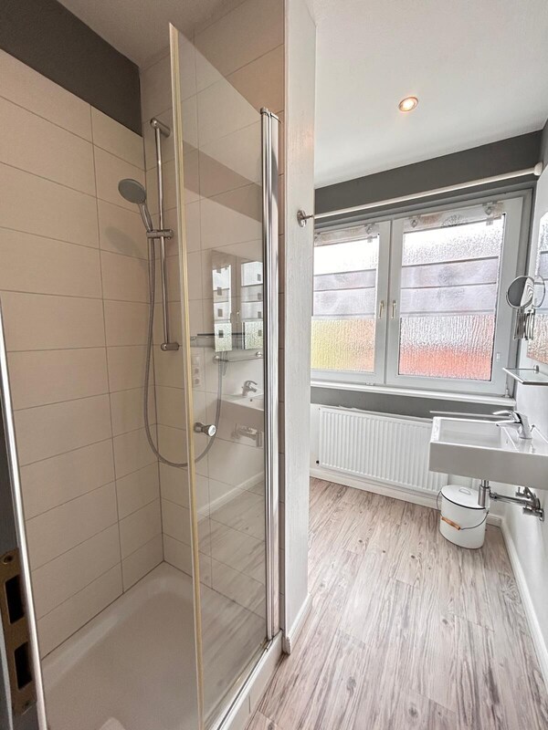 Gemütliche Dachgeschosswohnung 'Alpenstrandläufer' Mit Charme - Hooge