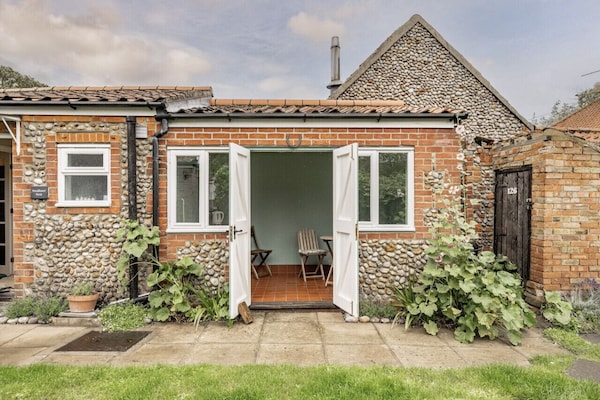 A Coastal Home From Home - Blakeney