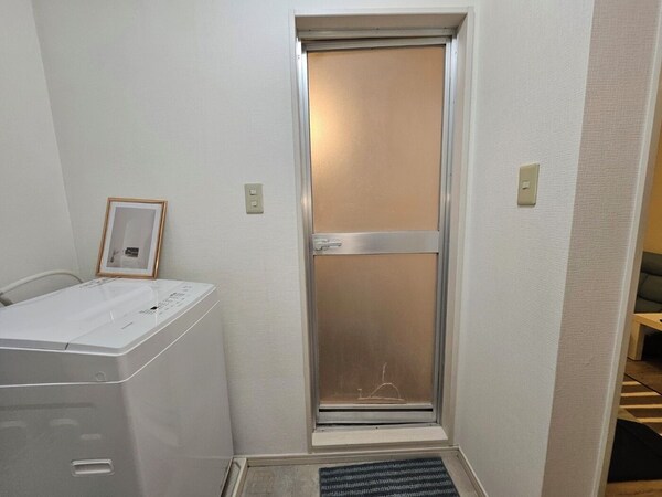 Beautiful Apartment Located In The Middle Of Shinjuku! Walking Distance To Kabukicho! - Roppongi