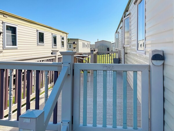 3 Bedroom Accommodation In Skegness - 