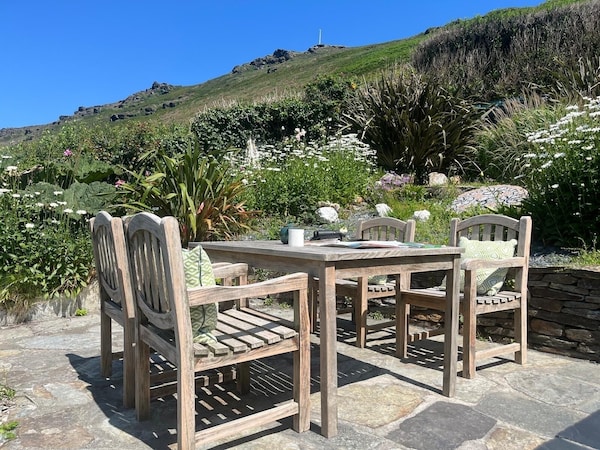 Stylish Cornish Cottage, Unbeatable Location - Crackington Haven