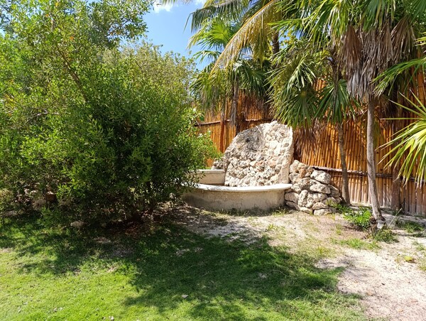 Casa Bambú Holbox Beachfront. Private Garden 1000 M2 - Isla Holbox