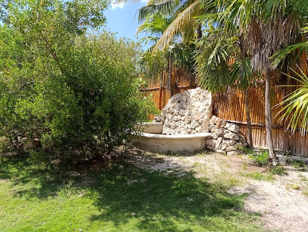 Casa Bambú Holbox Beachfront. Private Garden 1000 M2 - Isla Holbox