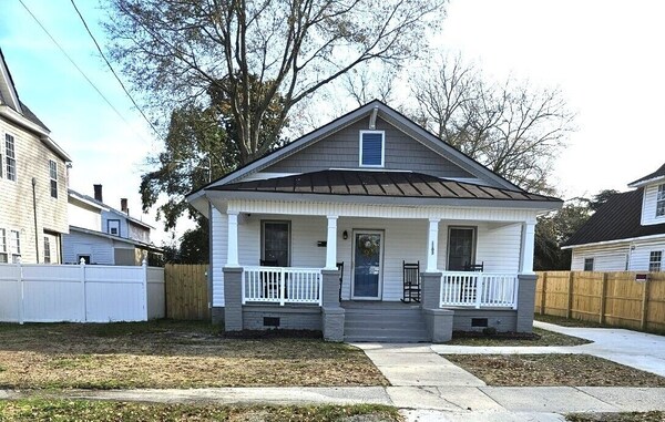 Nestled Bungalow Near Ecu & Ecu Health - Greenville, NC