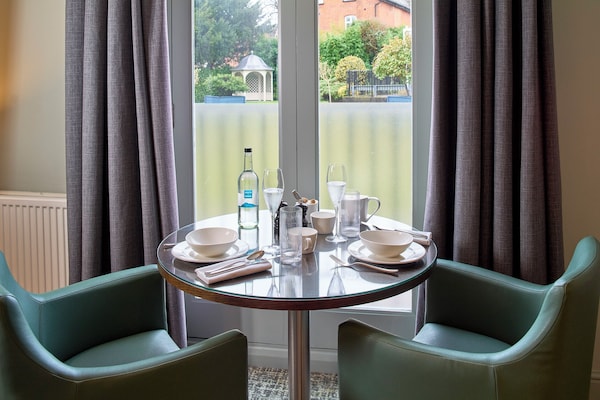 The Residence At The Mandolay - University Of Surrey