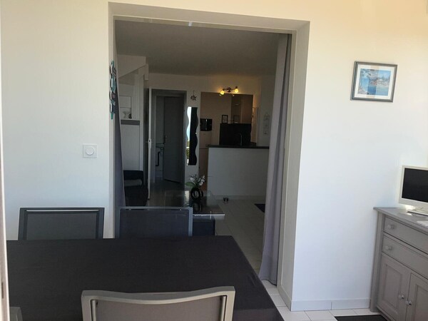 Apartment For 4 - Near Beach - Saint-Raphaël
