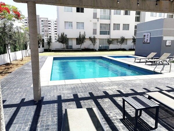 Departamento Con Alberca En Condominio Cerca Del Zoológico Y Arena Guadalajara - Tonalá