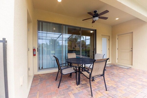 Family-friendly 5br Retreat | Splash Pool + Resort Amenities + No Rear Neighbors - ダベンポート, FL