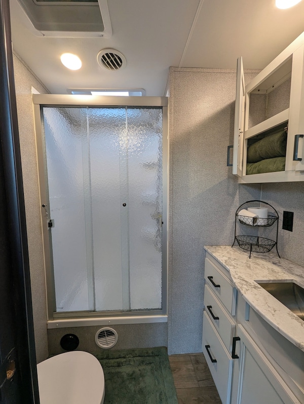 Rv Retreat On Green Thumb Urban Farm - Puyallup, WA