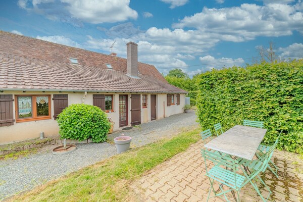 Le Clos De Villecourt - Piscine Privée - Gueugnon