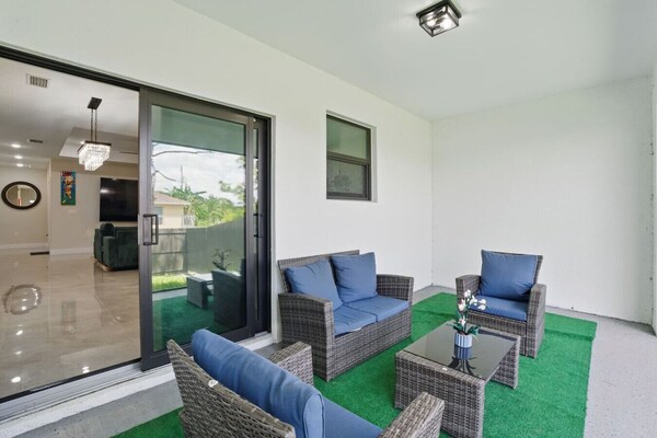 Brand New Vacation Home, 3-bedroom, 2-bathroom With Fenced In Yard And Lanai! - Lehigh Acres, FL
