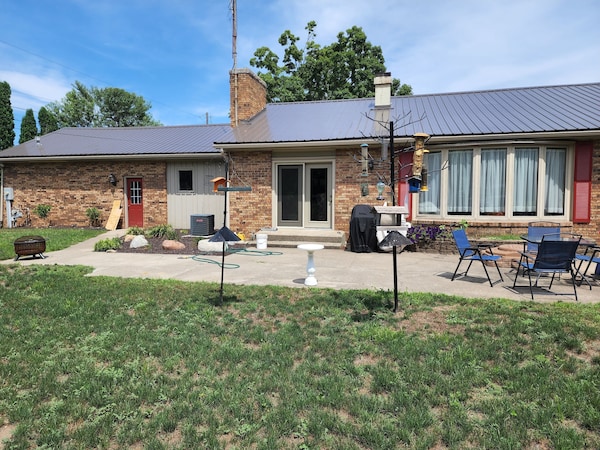 3-bedroom Apartment In Marvelous Goshen With Wifi, Ac - Elkhart, IN