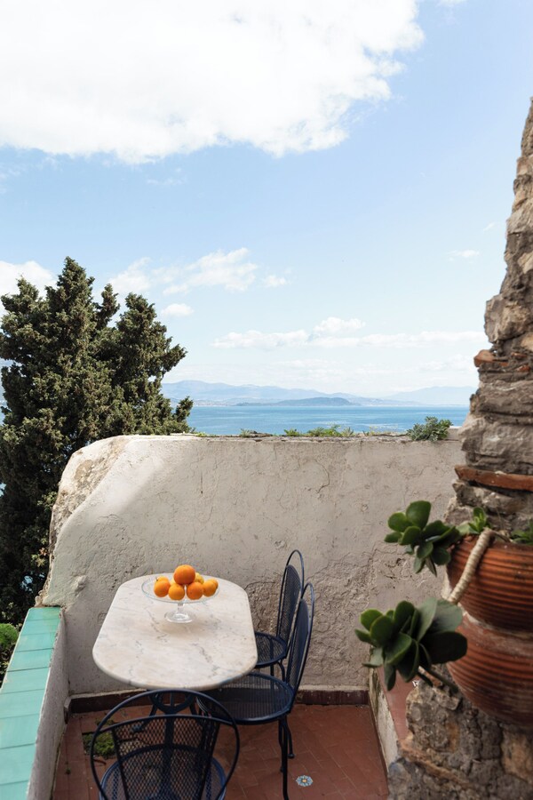 Camera Matrimoniale Con Terrazza E Vista Mare - Itri