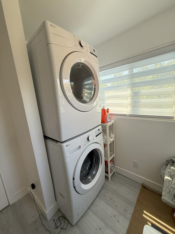 Charming 1-bedroom House In Mid-city With Wifi, Ac - Beverly Hills, CA