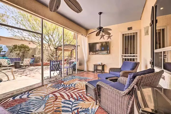 Peaceful Oasis Retreat With A Gorgeous Pool, Hot Tub & Putting Green! - Goodyear, AZ